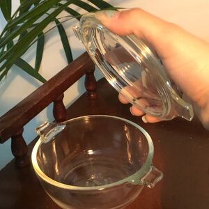 Pyrex | Kitchen | Mini Pyrex Clear Glass Baking Dish With Lid | Poshmark